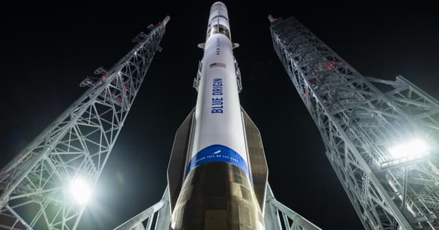 New Glenn Meledak: Target 2026 vs 2028 NASA | Telset.id
