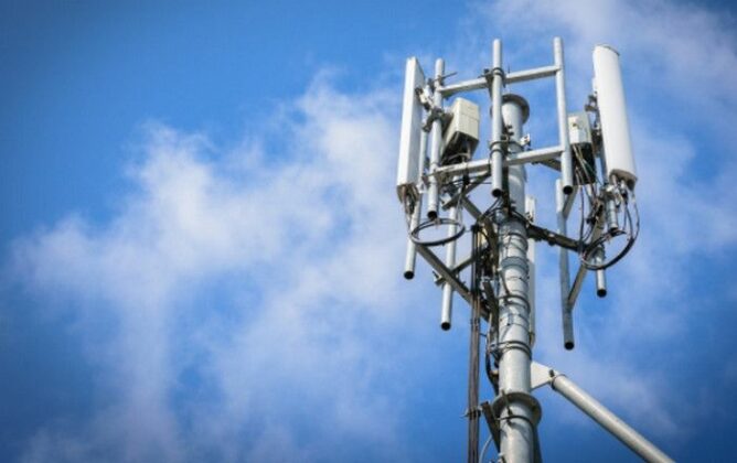 10 Penyebab Internet WiFi Lemot dan Cara Mengatasinya | Telset