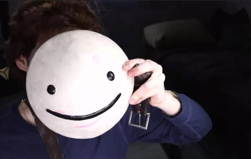 Buka Topeng, Gamer Minecraft Ini Akhirnya Ungkap Rupa Asli | Telset