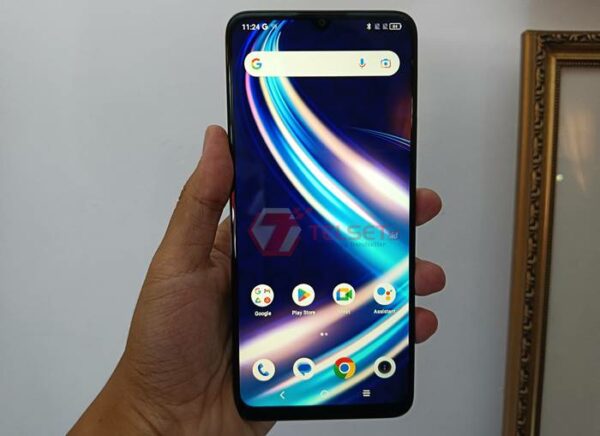 Resmi! Ini Spesifikasi dan Harga Sharp Aquos V7 Plus | Telset